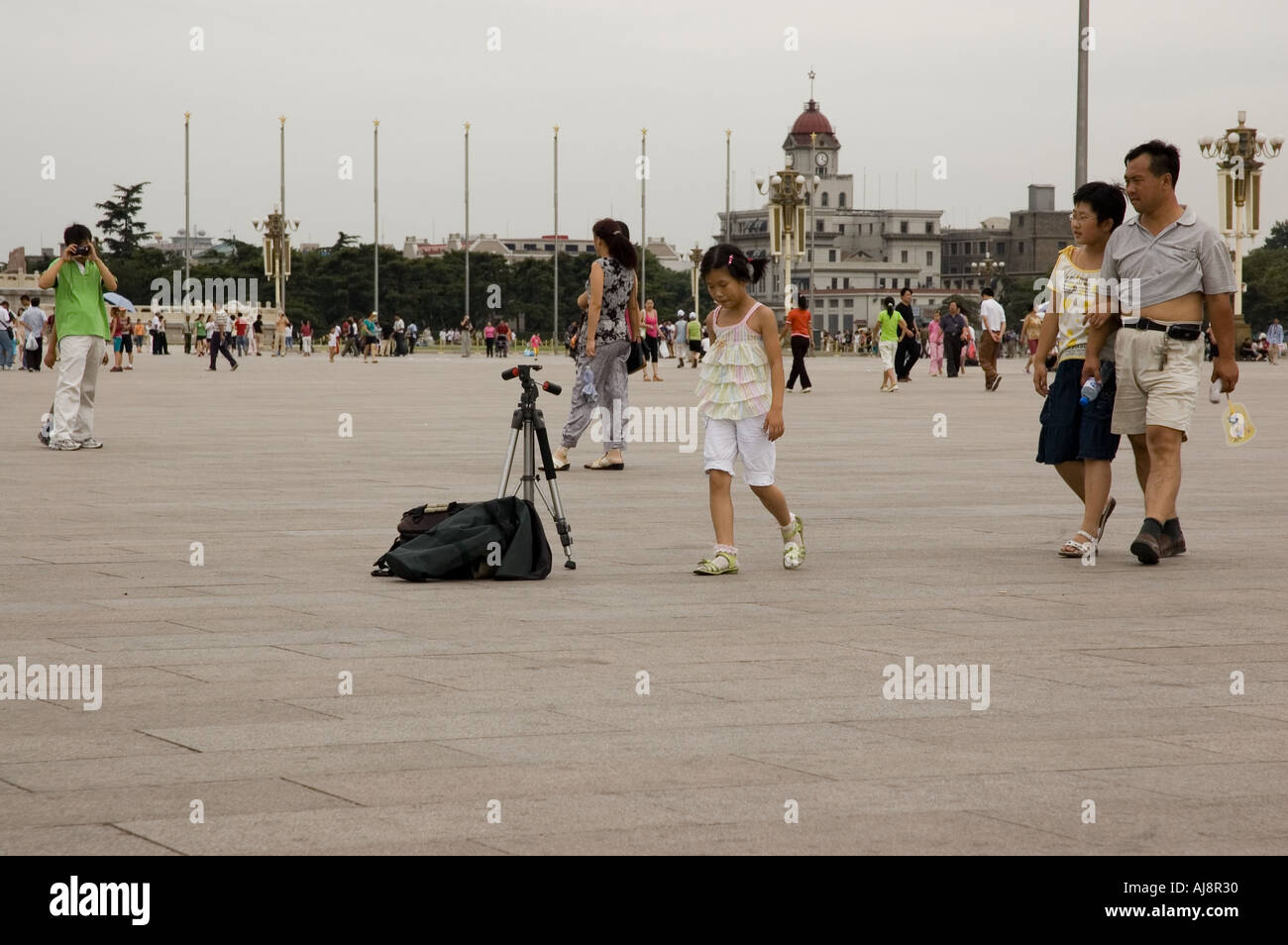Local people in Tiananmen Square, Beijing, China Stock Photo - Alamy
