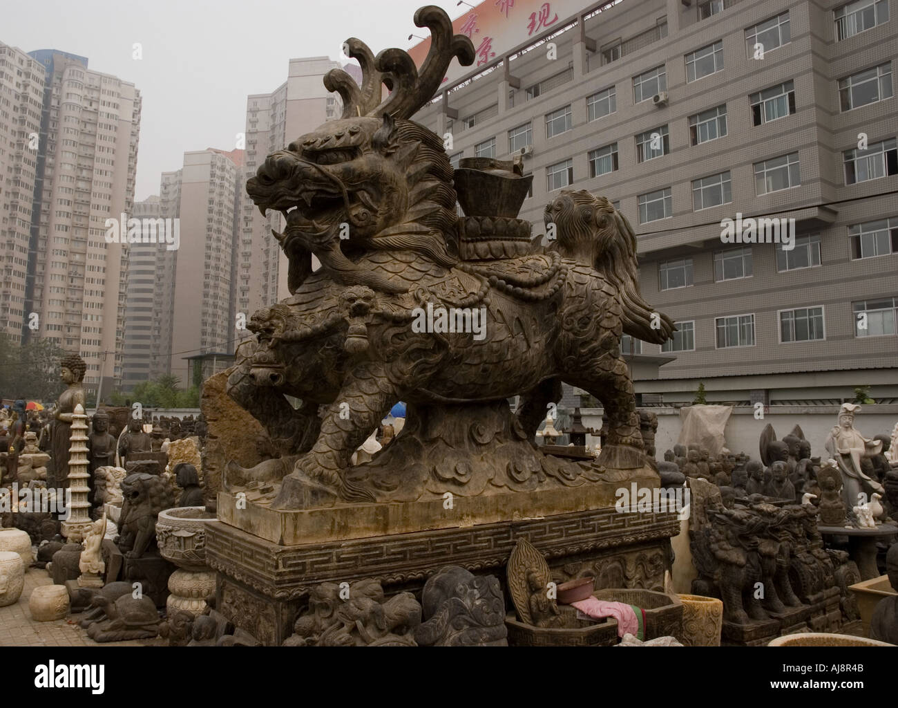 Chinese Dragon stone statue in Panjiayuan Dirt market in Beijing, China ...