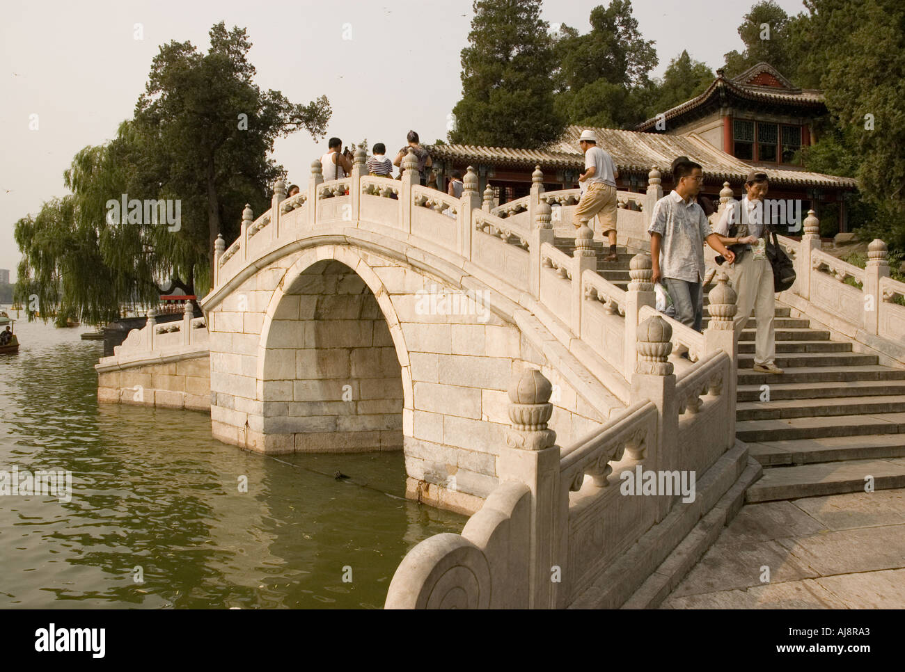 Marble pedestrian bridge hi-res stock photography and images - Alamy