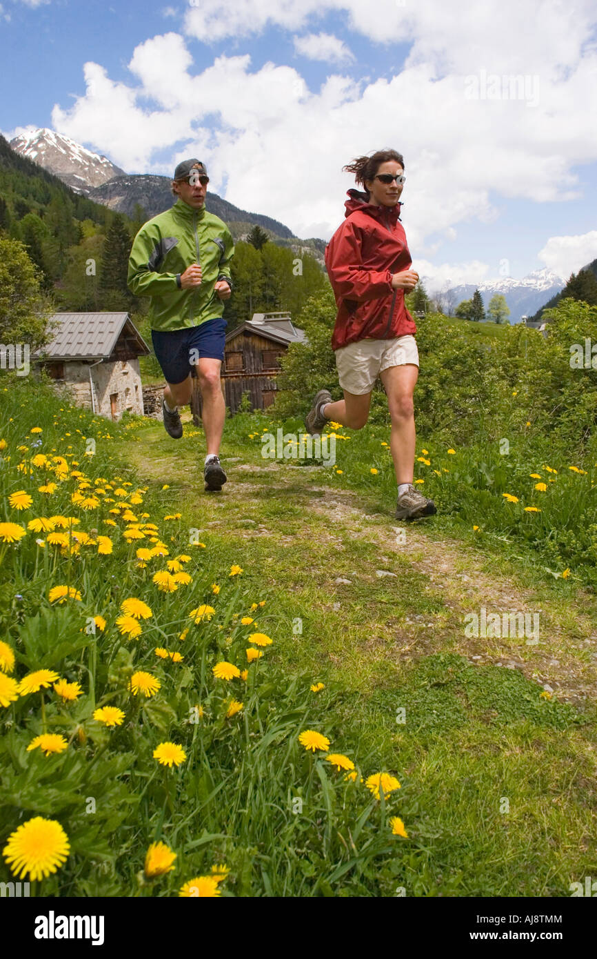 French people couple hi-res stock photography and images - Alamy