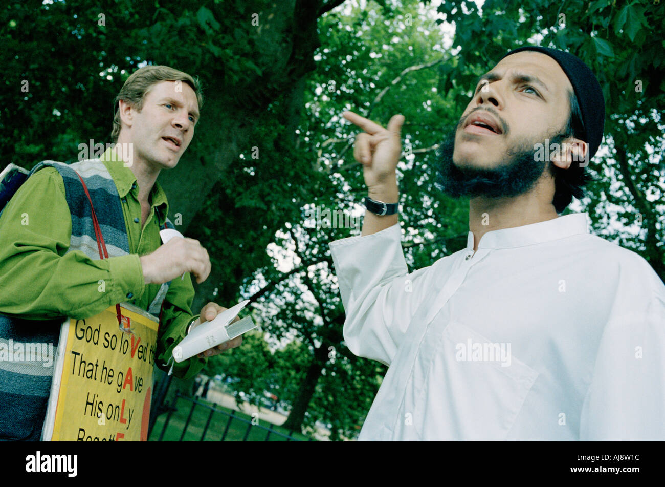 Debate between Christian speaker and a Muslim man at Speakers' Corner ...