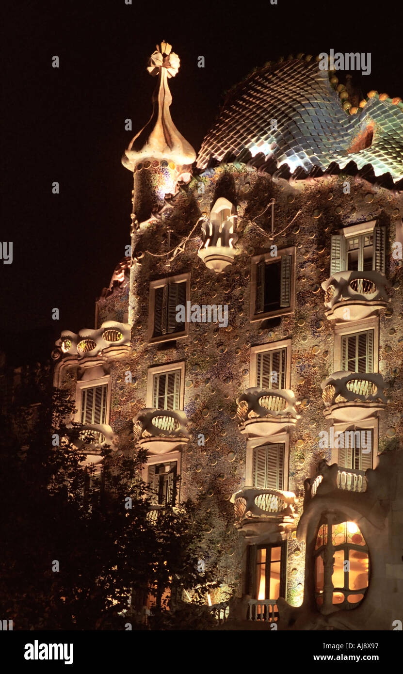 Casa Batllo at night, Barcelona, Spain Stock Photo - Alamy