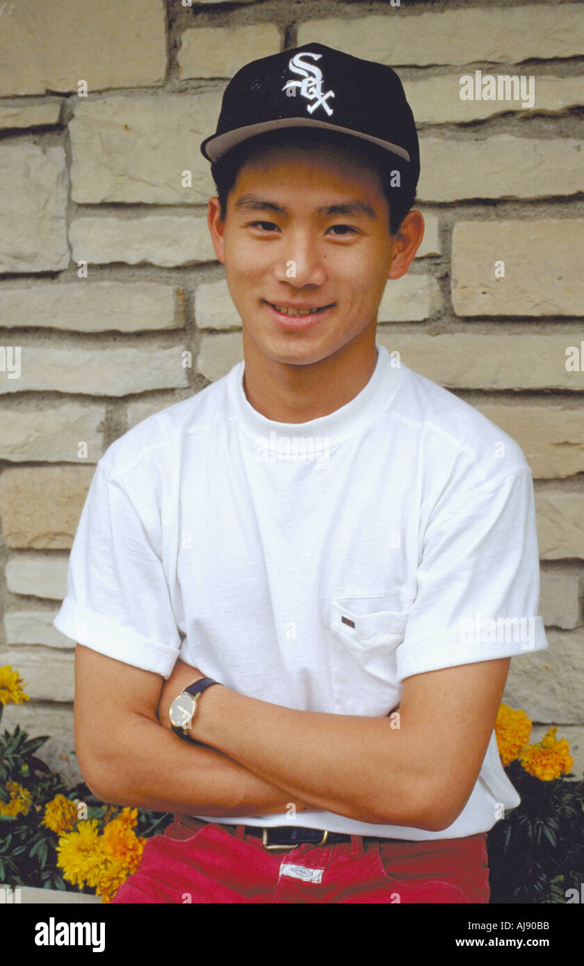 Smiling north vietnamese man hi-res stock photography and images - Alamy