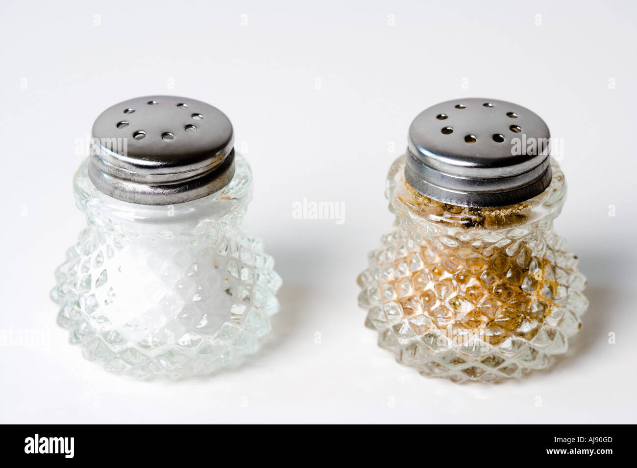Silver shakers hi-res stock photography and images - Alamy