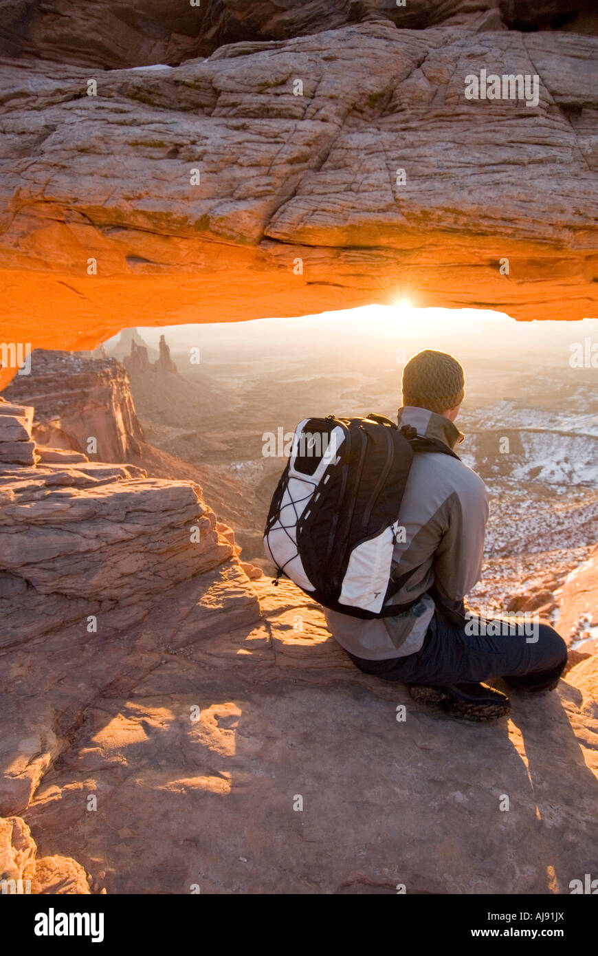 Man and arch hi-res stock photography and images - Alamy