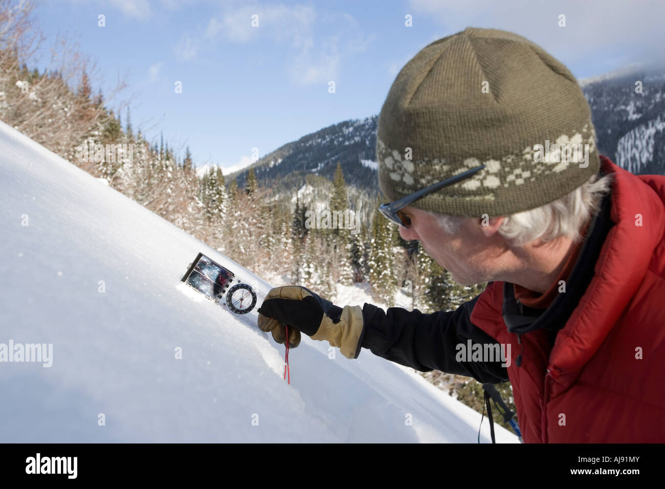 Avalanche hi-res stock photography and images - Alamy