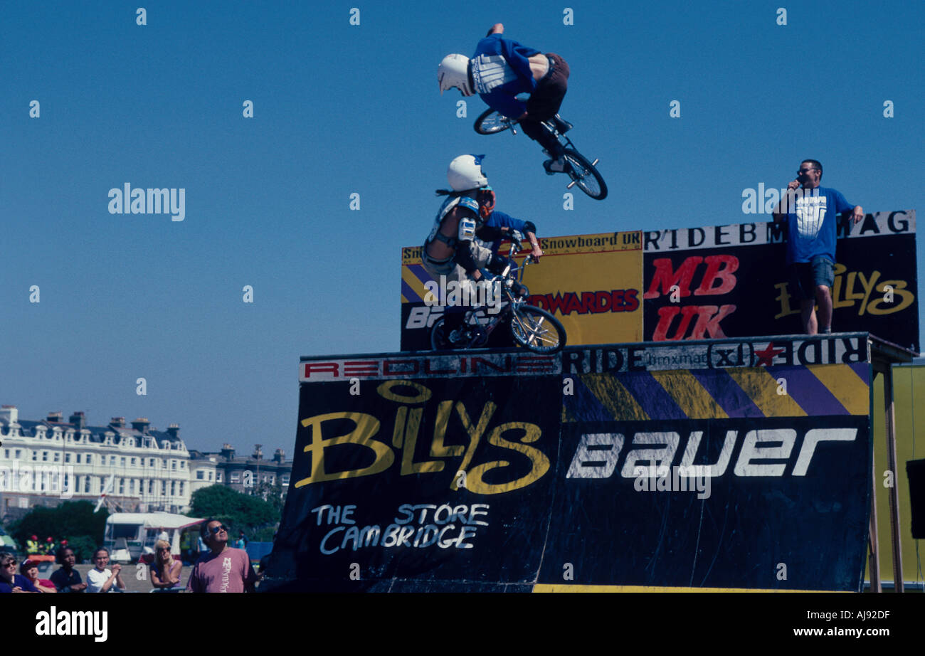 Bmx stunts hi-res stock photography and images - Alamy