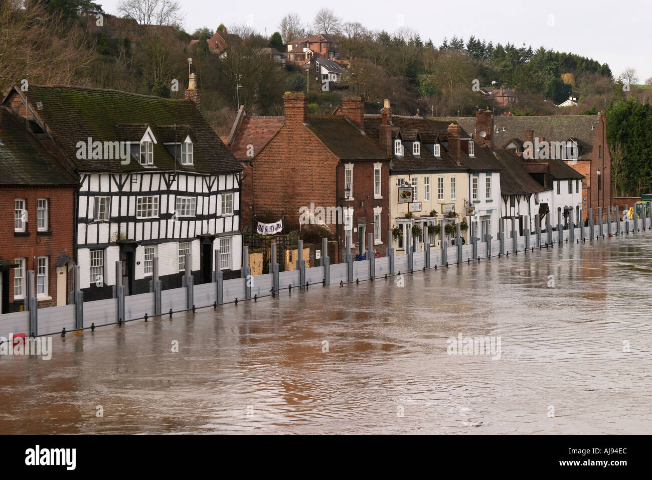 Bewdley flood defenses 2004 Stock Photo - Alamy