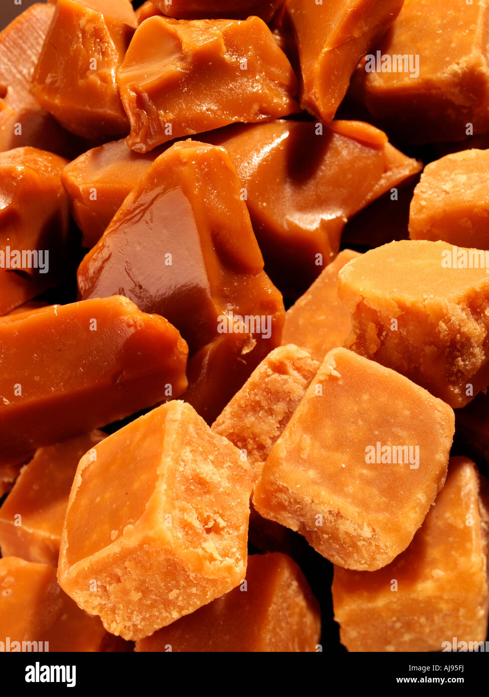 Butterscotch candy hi-res stock photography and images - Alamy