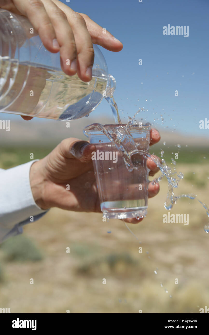 Water spilling over glass hi-res stock photography and images - Alamy