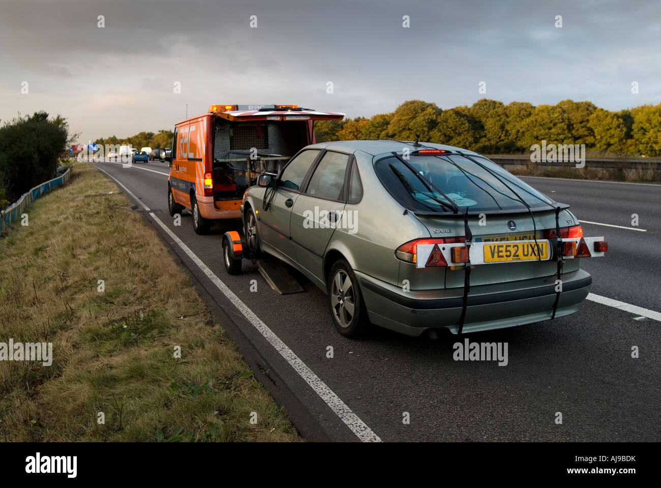 RAC BREAKDOWN SAAB CAR MOTORWAY TOW SAD M11 Stock Photo - Alamy