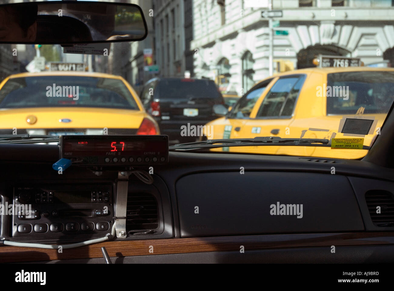 Taxi meter hi-res stock photography and images - Alamy