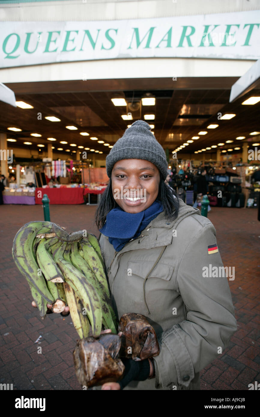 Queens market upton park hi-res stock photography and images - Alamy
