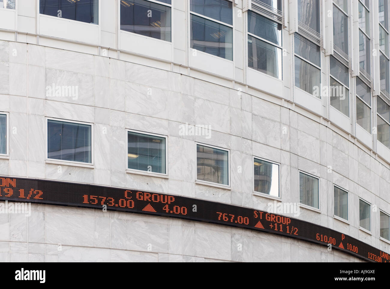 Exterior figures hi-res stock photography and images - Alamy