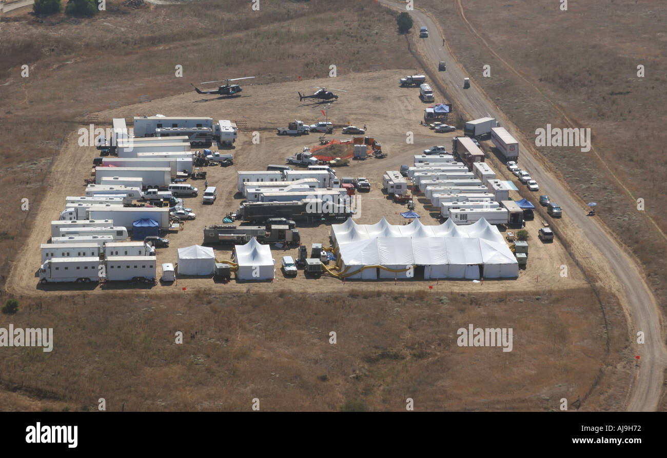 Overview movie set support crew hi-res stock photography and images - Alamy