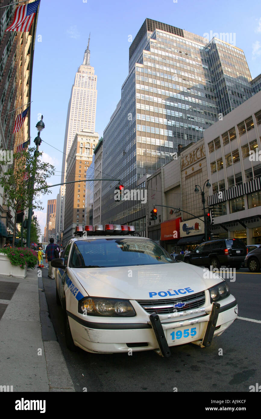 Police car and Empire State building New York USA Stock Photo - Alamy