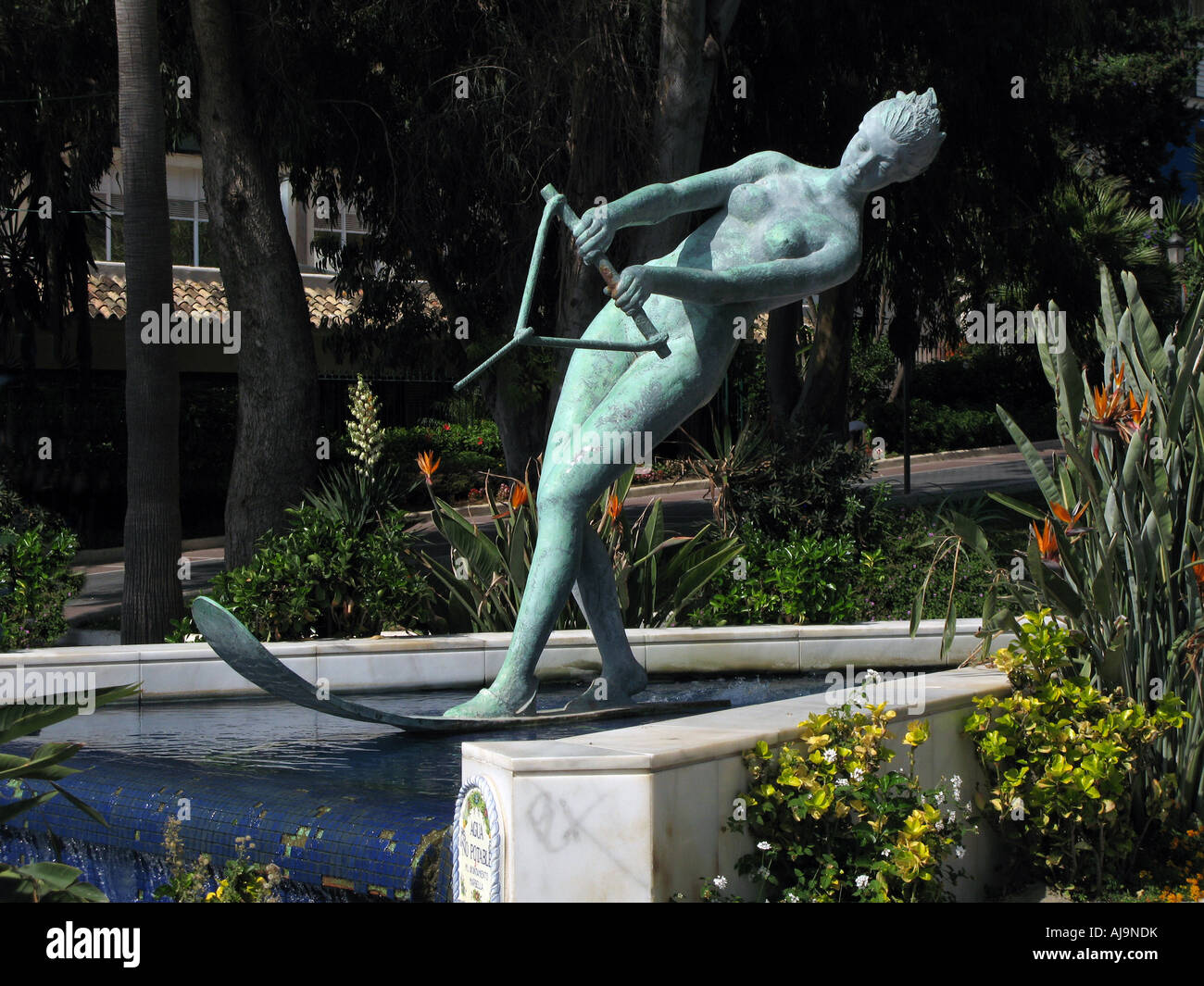Statue of a water skier Stock Photo - Alamy
