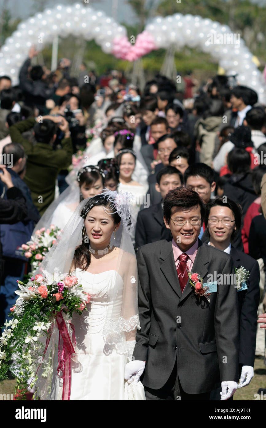 Group wedding in Asia Stock Photo - Alamy