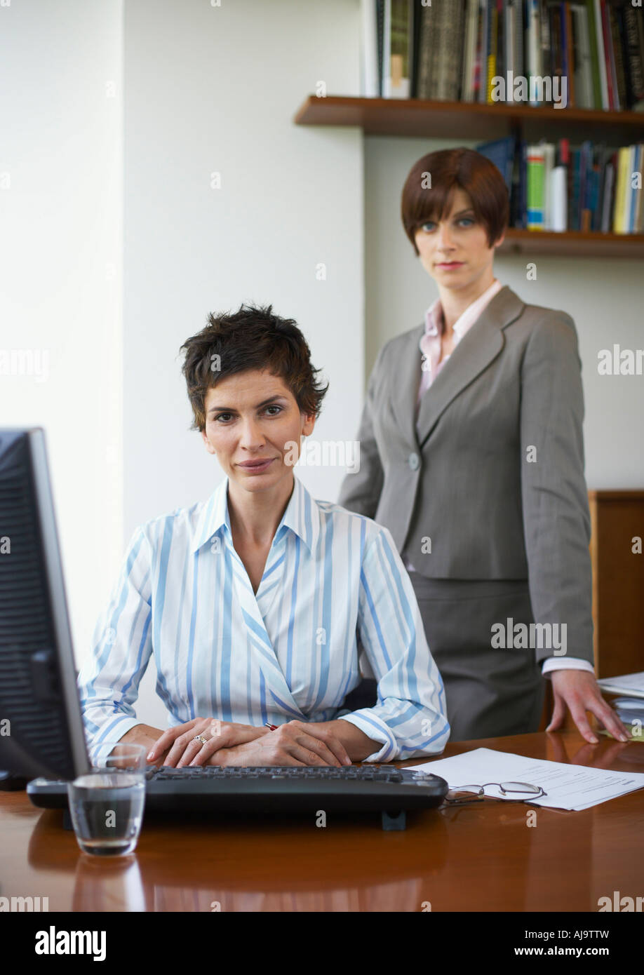 Small business owner women suit hi-res stock photography and images - Alamy