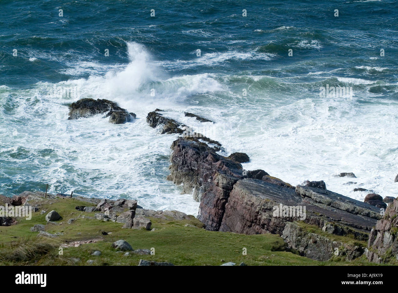 Breaking Waves Gairloch North West Scotland Stock Photo - Alamy