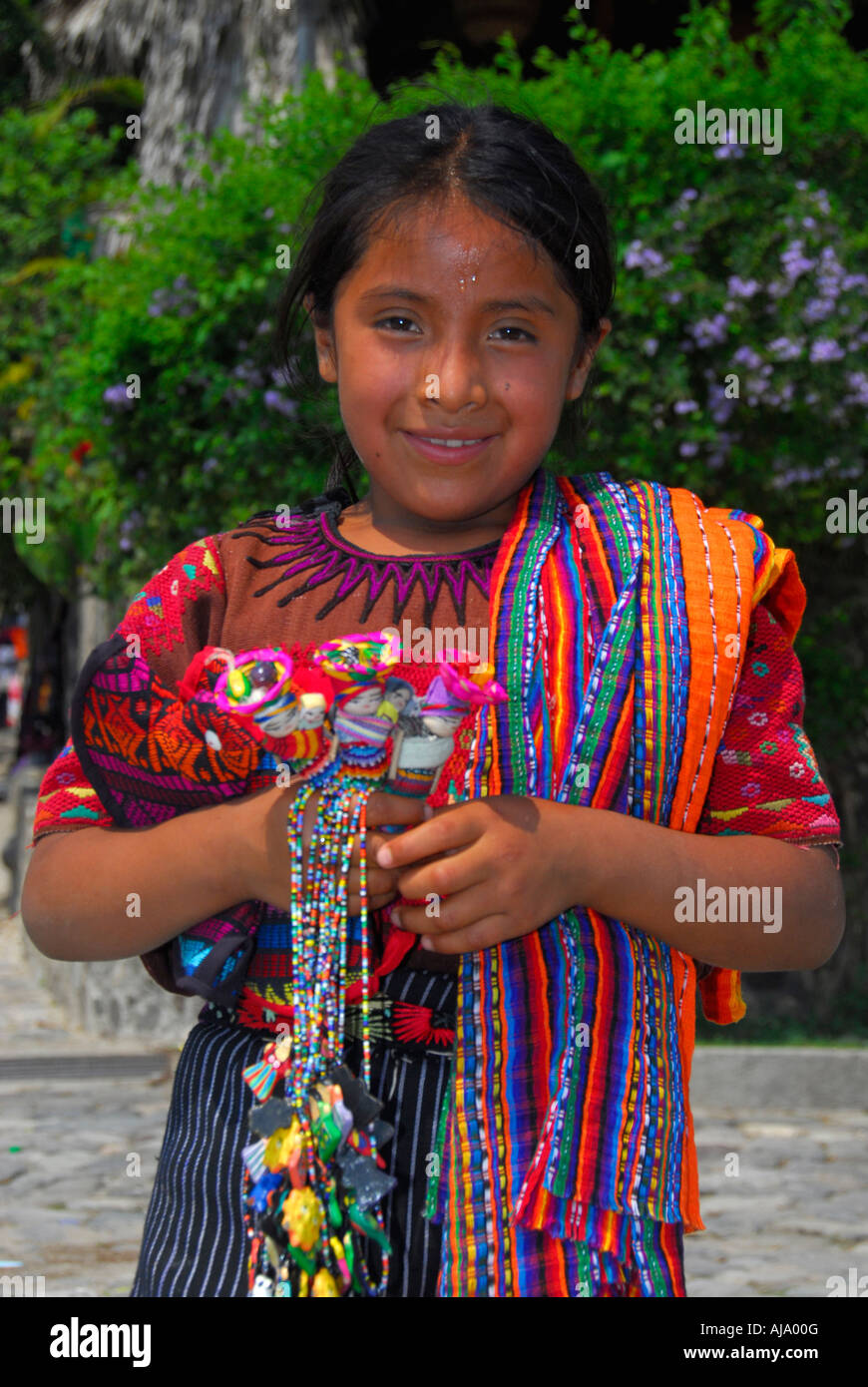 Indigenous girl in traditional Mayan dress Stock Photo - Alamy