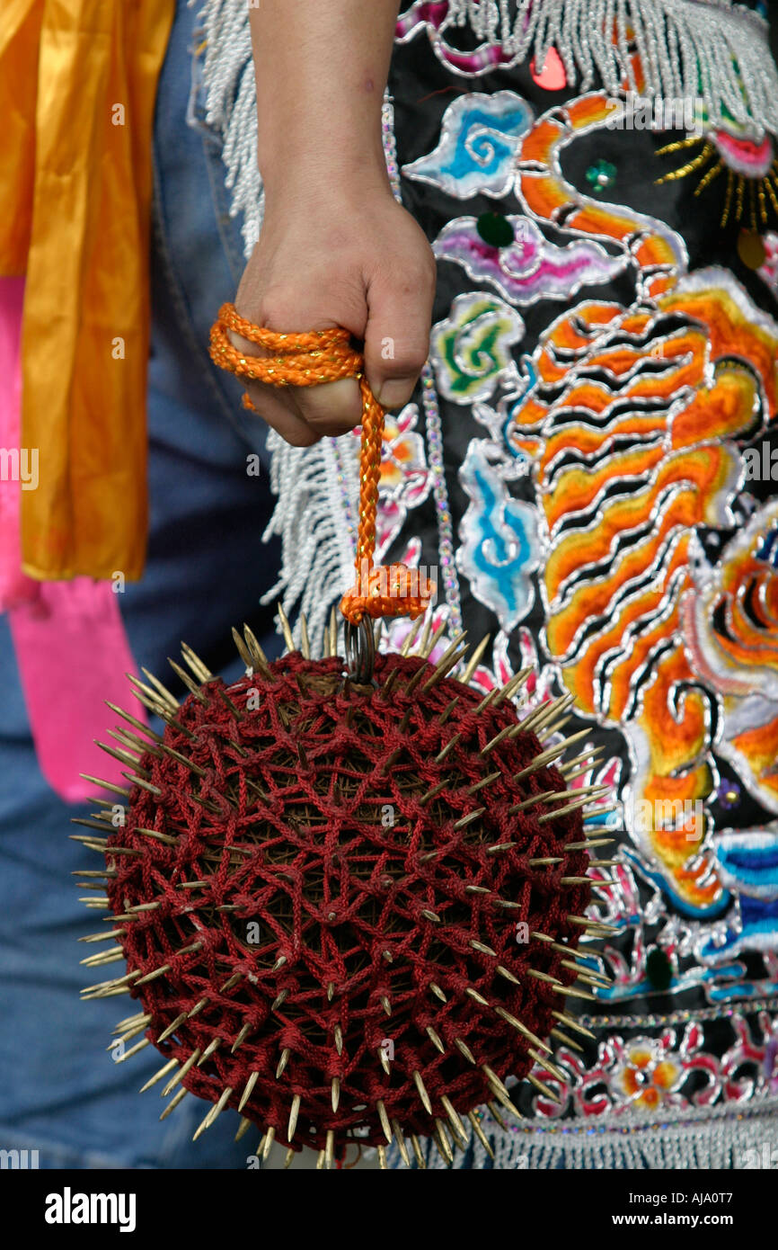 Temple priest taiwan hi-res stock photography and images - Alamy