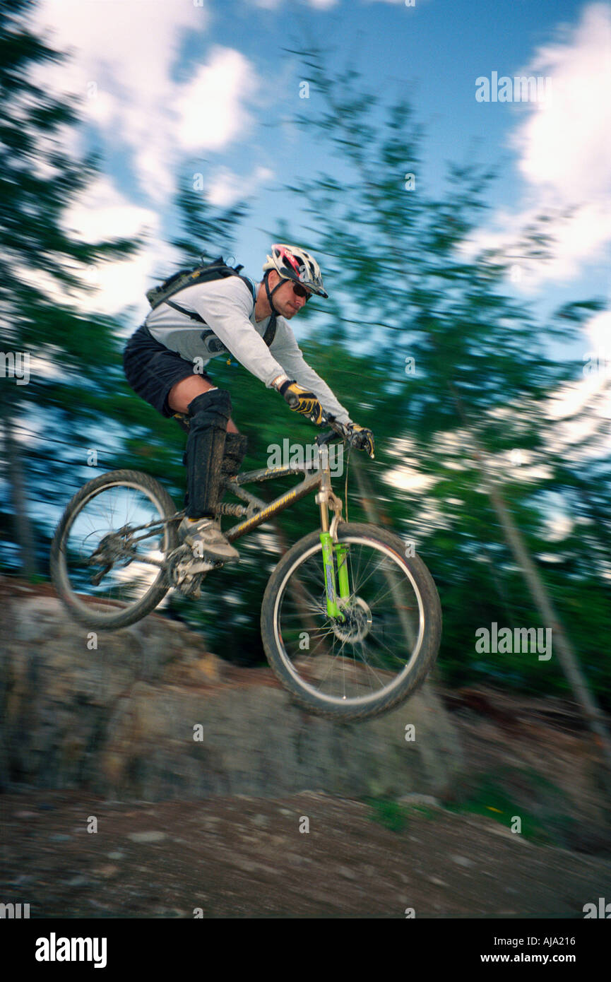 Rock singletrack hi-res stock photography and images - Alamy