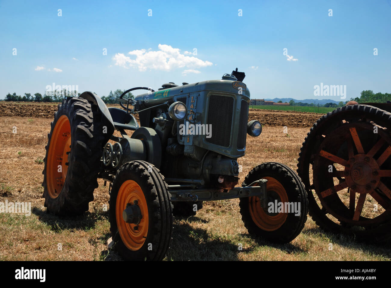 Vintage tractor rally in italy hi-res stock photography and images - Alamy