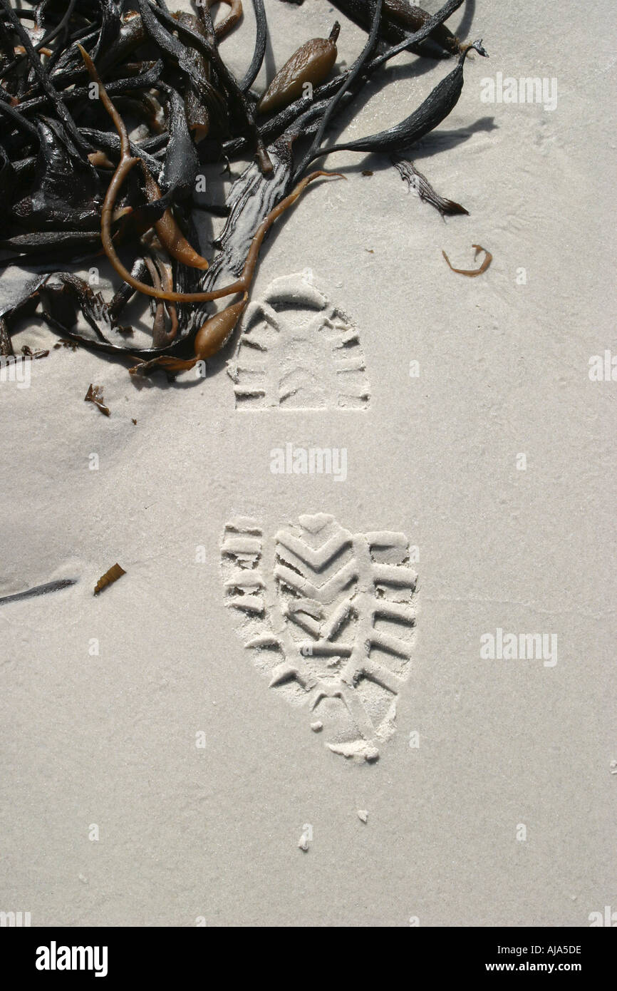 "Take only photographs leave only footprints" footprint Stock Photo - Alamy