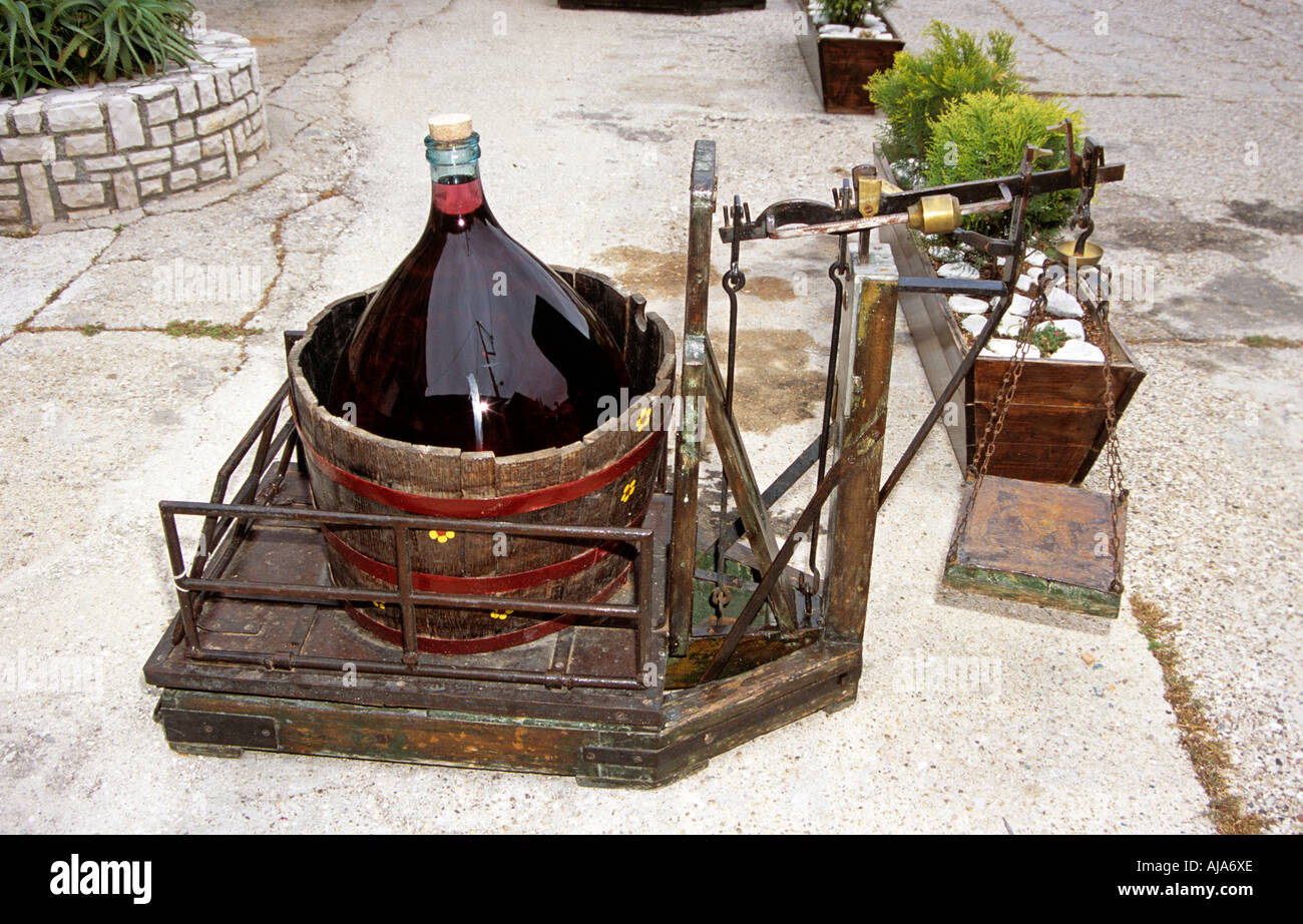 Greek greece scales hi-res stock photography and images - Alamy