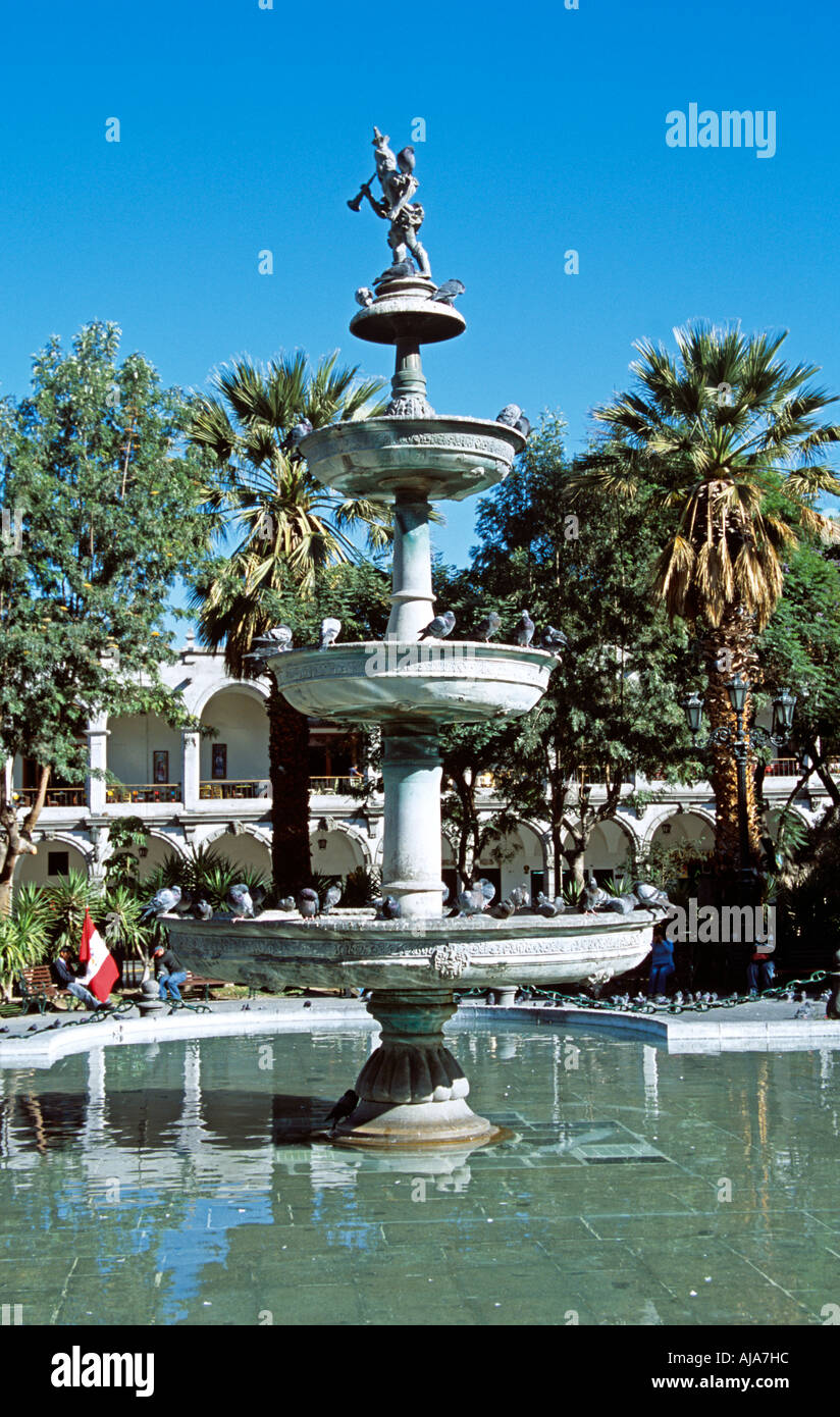Tuturutu Fountain, Plaza de Armas, Arequipa, Peru Stock Photo - Alamy