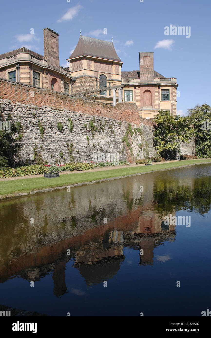 Eltham palace and gardens hi-res stock photography and images - Alamy