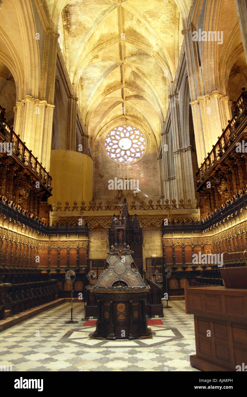 Seville cathedral Interior Stock Photo - Alamy