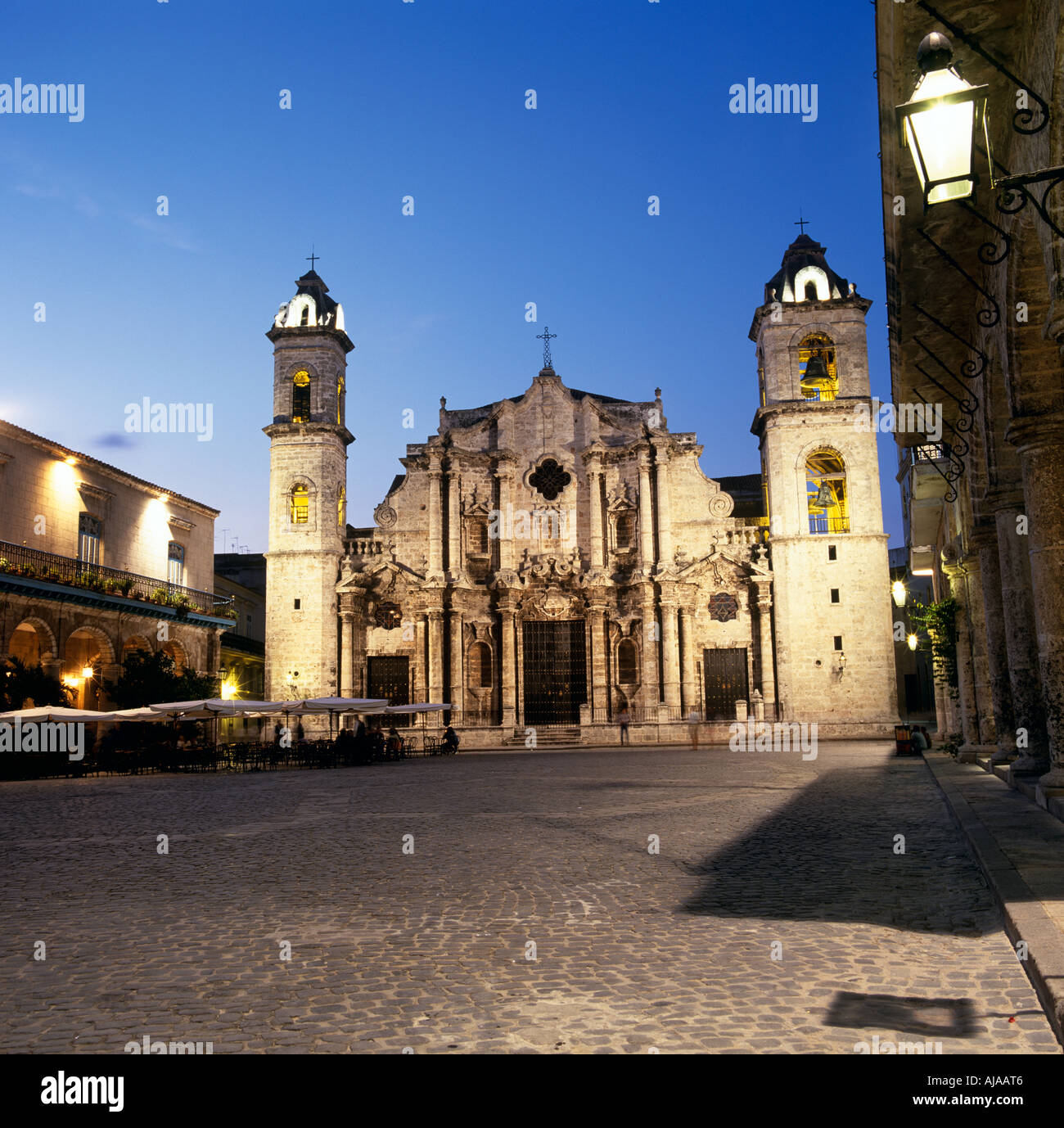 Cathedral Square Havana Cuba Caribbean Stock Photo - Alamy