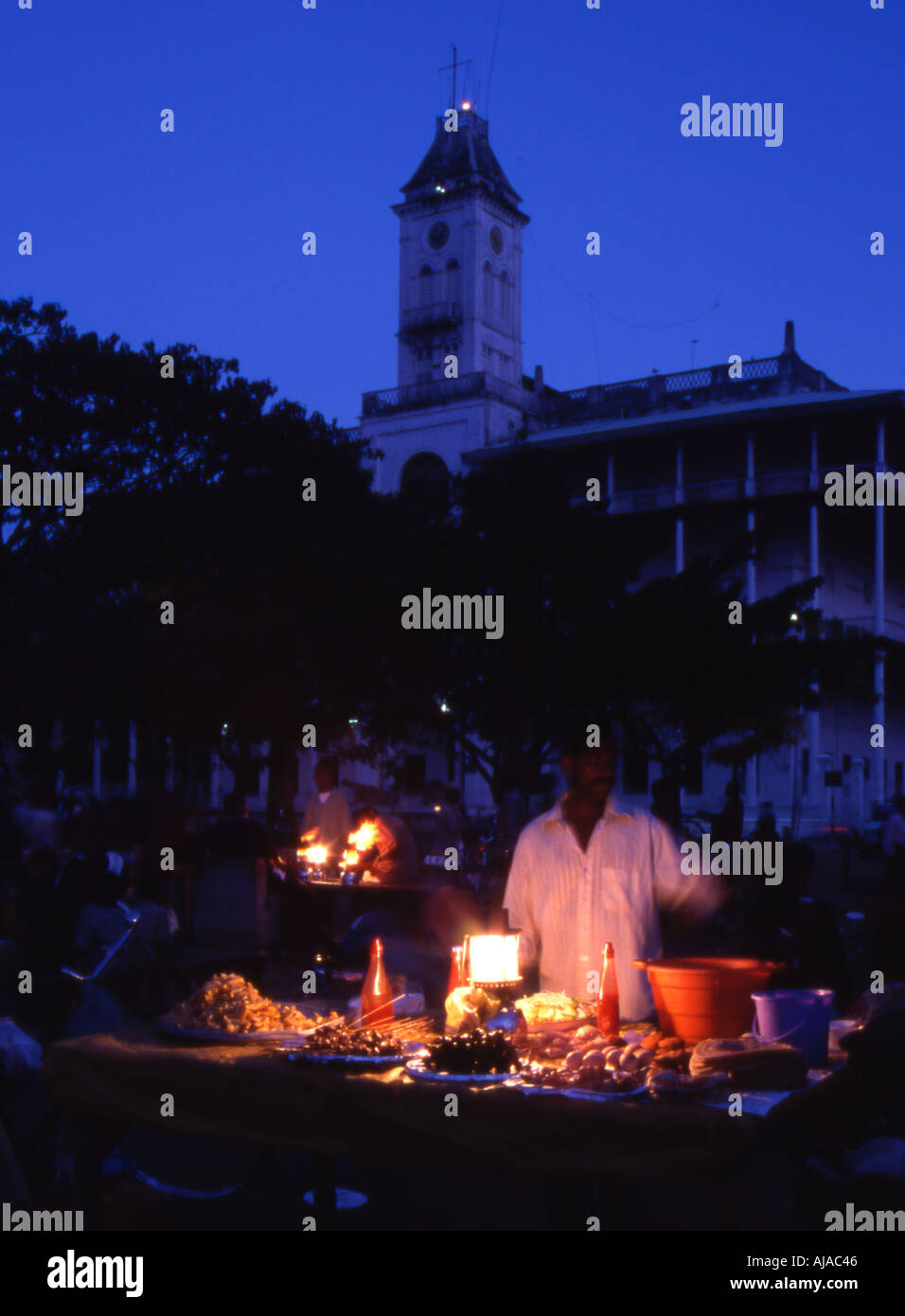 Zanzibar forodhani gardens night market hi-res stock photography and ...
