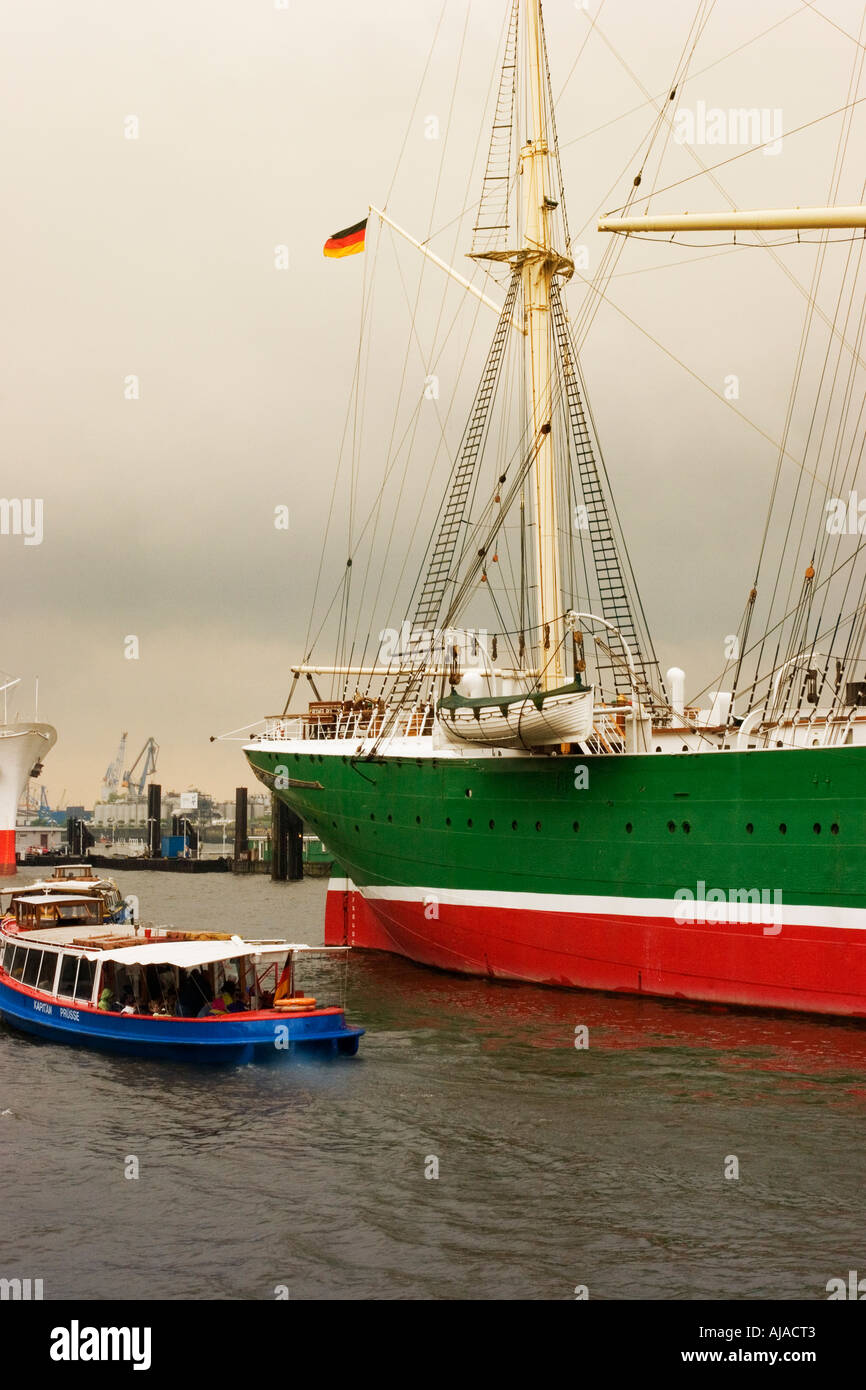 Ss rickmer rickmers hi-res stock photography and images - Alamy