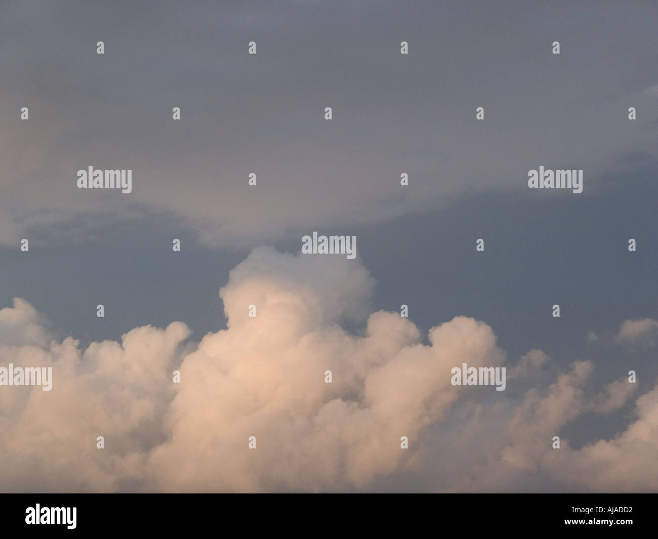 Nimbocumulus clouds hi-res stock photography and images - Alamy
