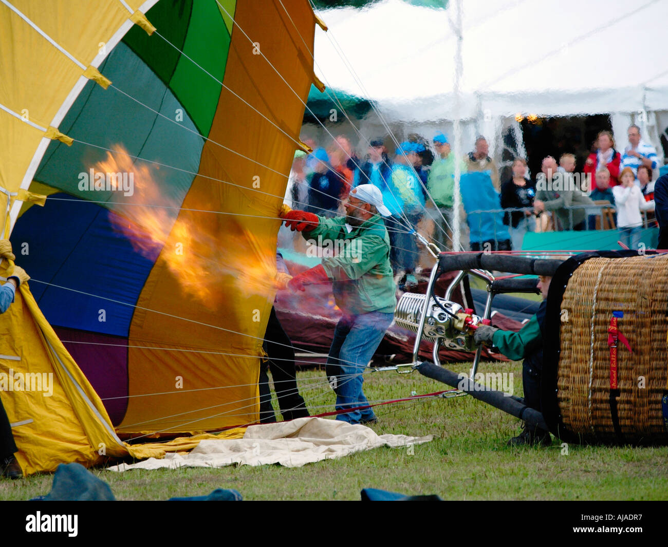 Hot air balloon safety hi-res stock photography and images - Alamy