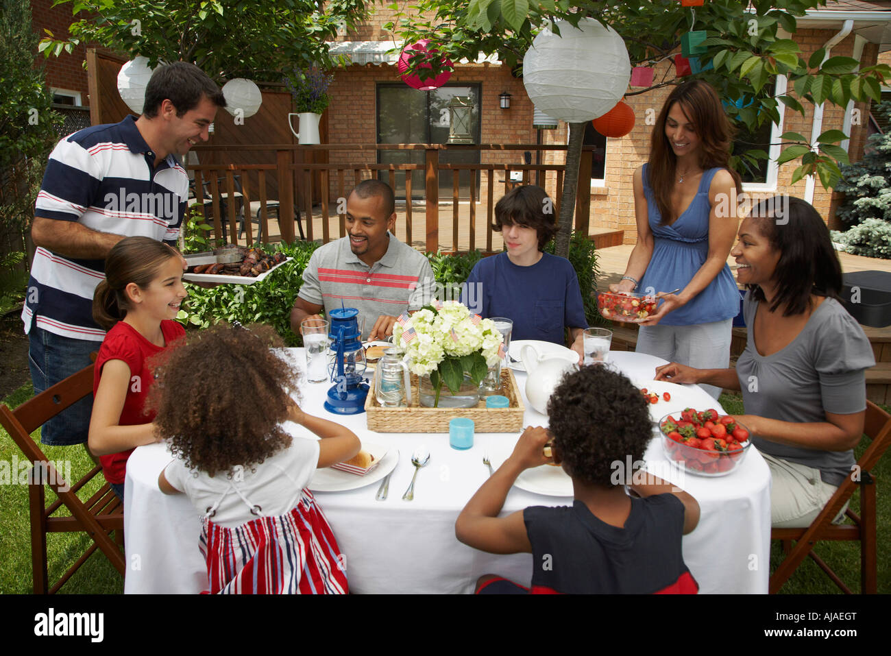 Father teenage son cooking dinner hi-res stock photography and images ...