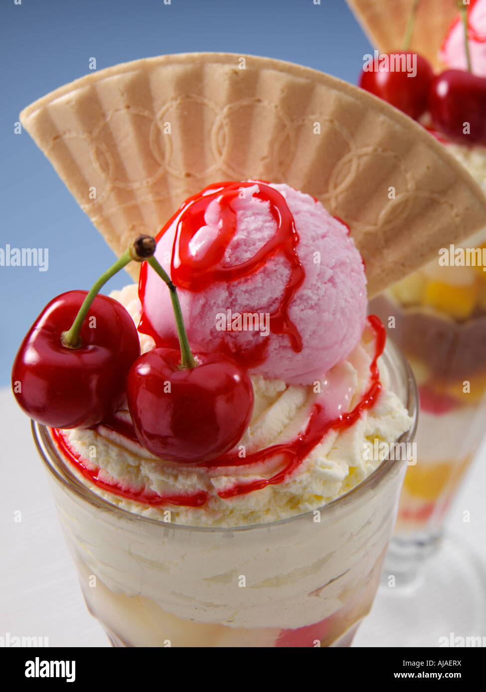 Knickerbocker glory hi-res stock photography and images - Alamy