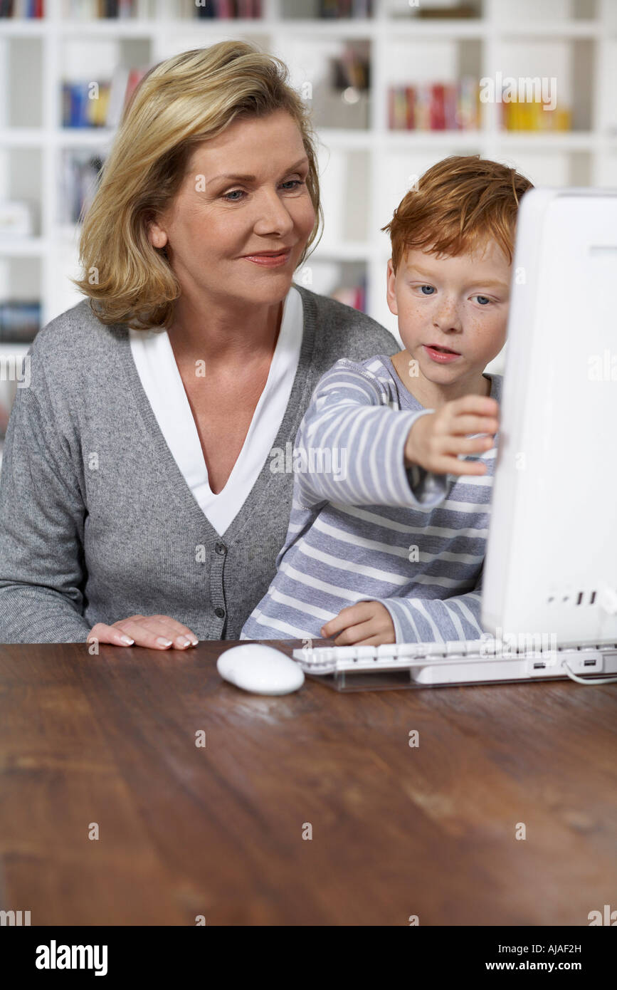 Grandmother 4 year old grandson hi-res stock photography and images - Alamy