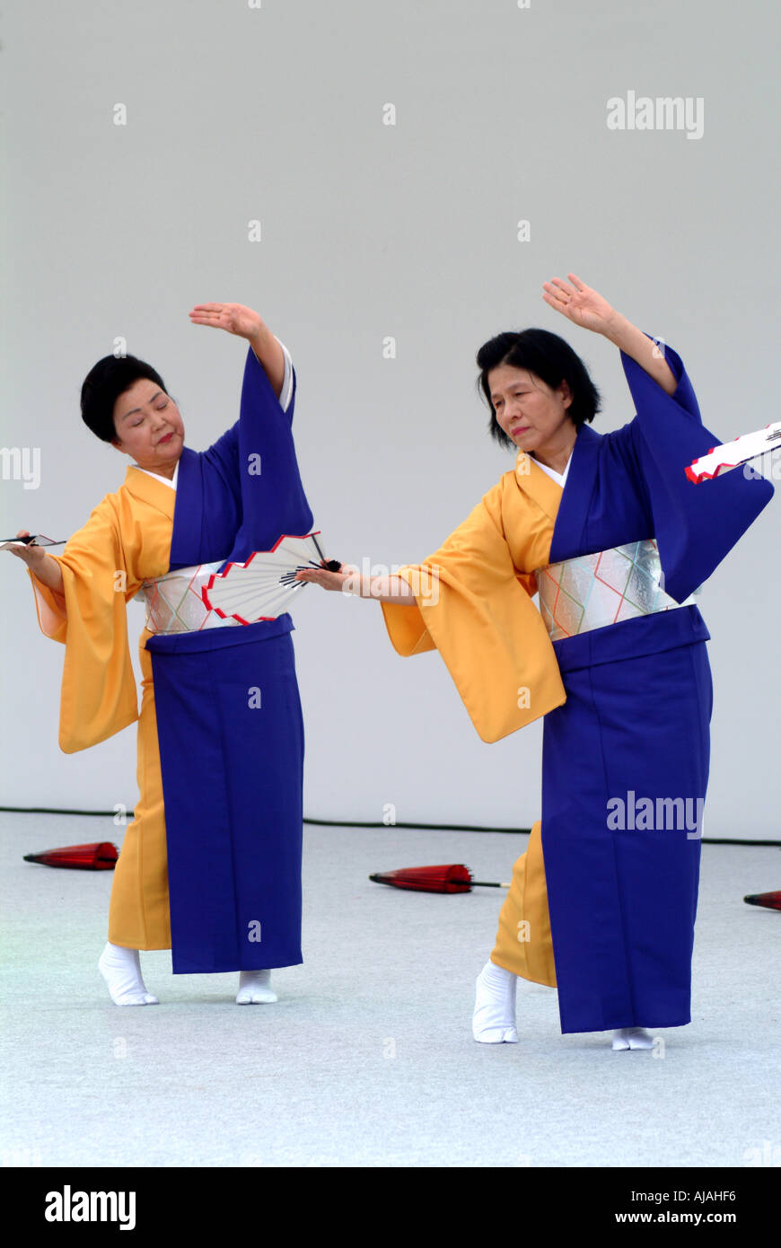 Japanese women Bon Odori dancing Kyoto Japan Stock Photo - Alamy