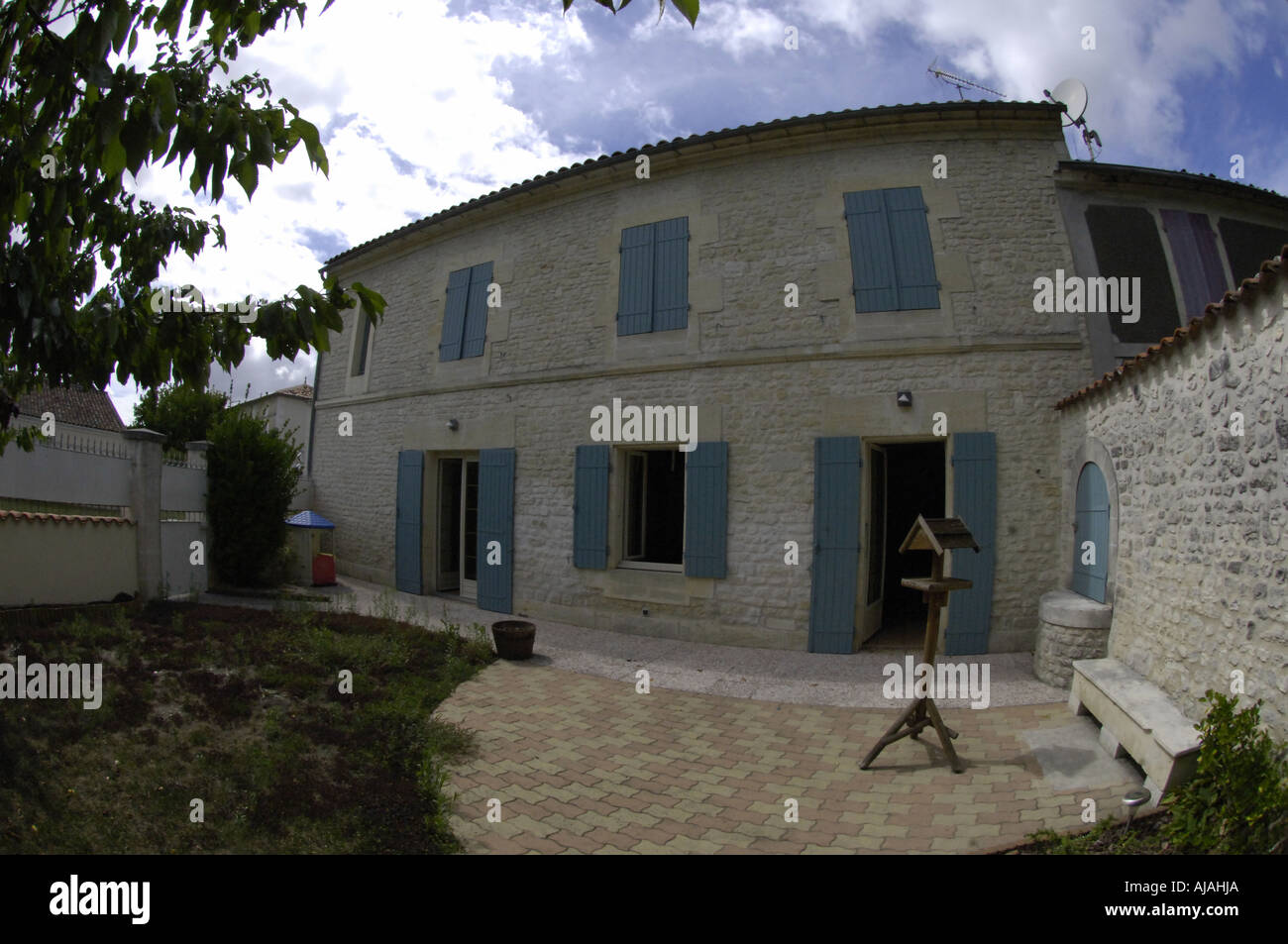 Cognac france countryside hi-res stock photography and images - Alamy