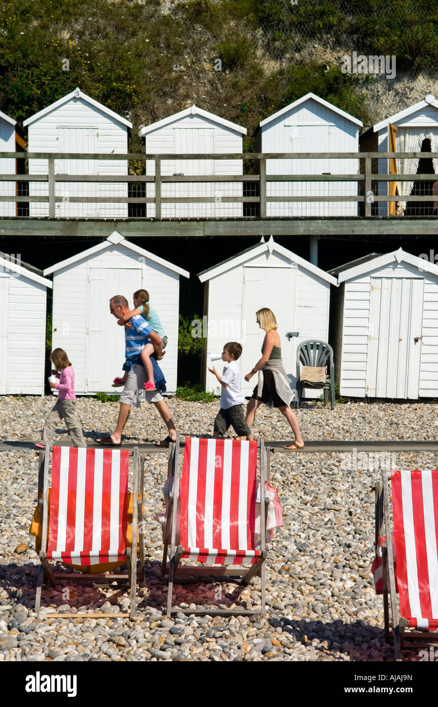 Family devon beach hi-res stock photography and images - Alamy
