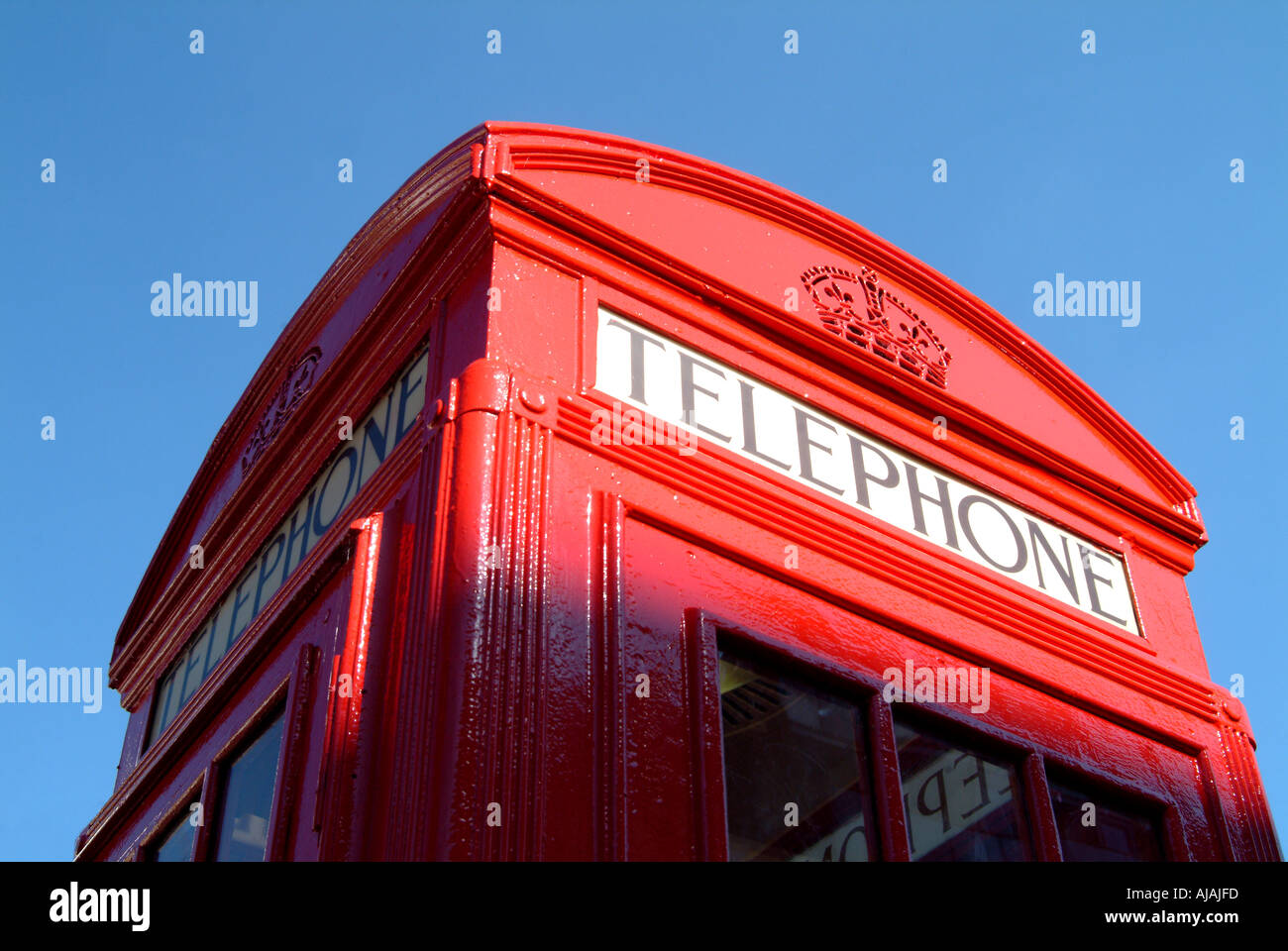 Classic British red telephone box Stock Photo - Alamy