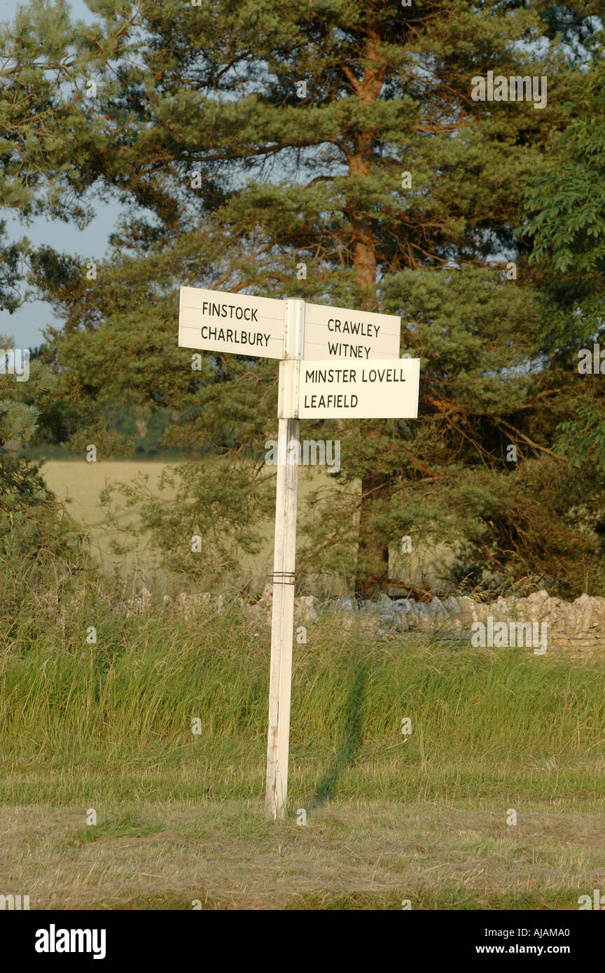 Cotswold road signpost Stock Photo - Alamy