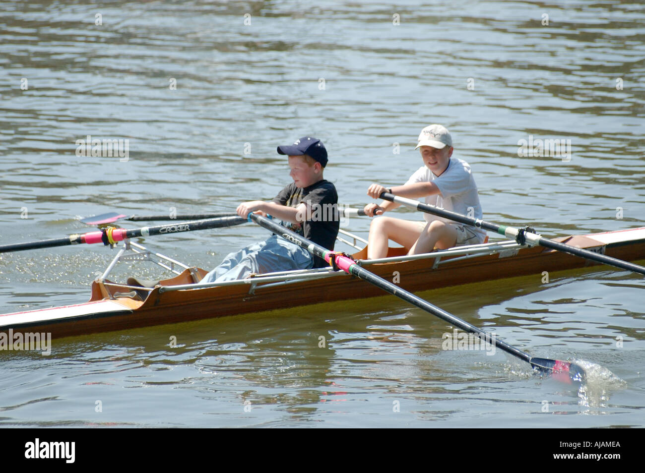 Rowing on the River Thames at Richmond Stock Photo - Alamy