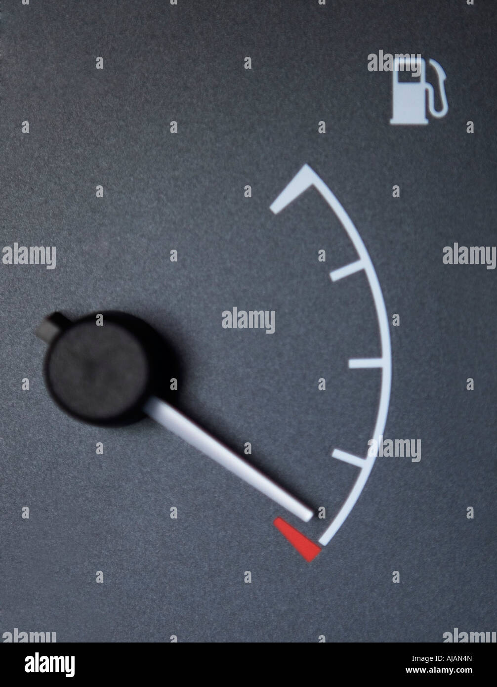 Tank breakdown hi-res stock photography and images - Alamy