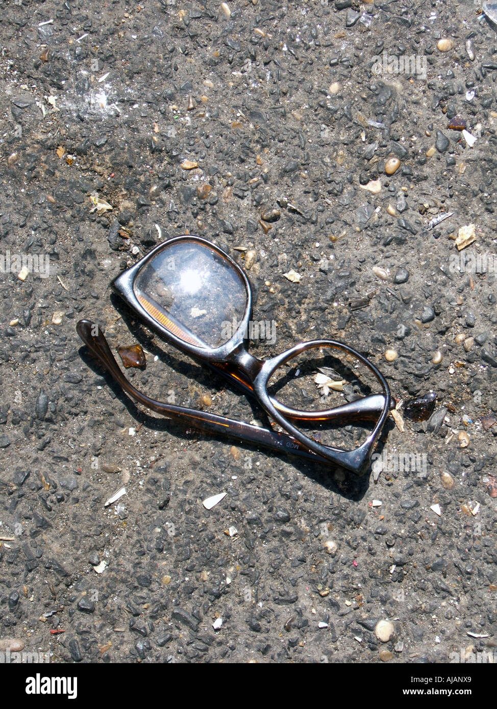 Specs spectacles stand out pair old visual aid hi-res stock photography ...