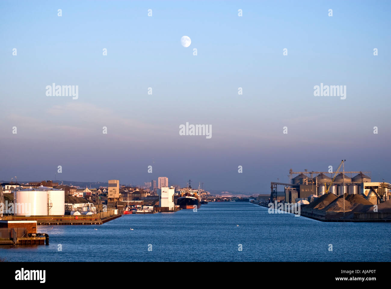 Moon scape docks Moonscape MMC Stock Photo - Alamy